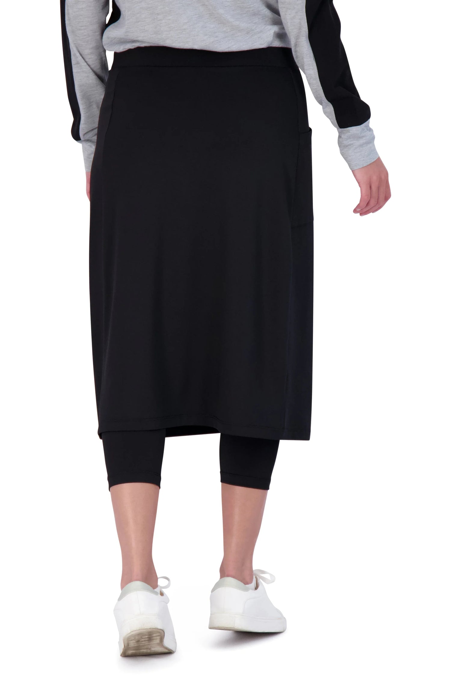 Modest Clothing for Women | Athletic Skirts | Snoga Athletics